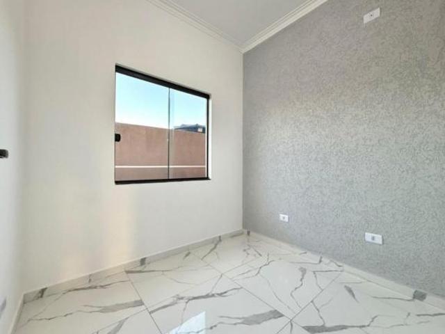 CASA À VENDA NO PINHEIRINHO – R$ 415.000,00