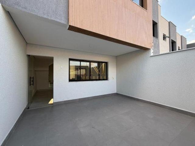 Casa à venda 3 quartos suíte 2 vagas no Planalto/BH