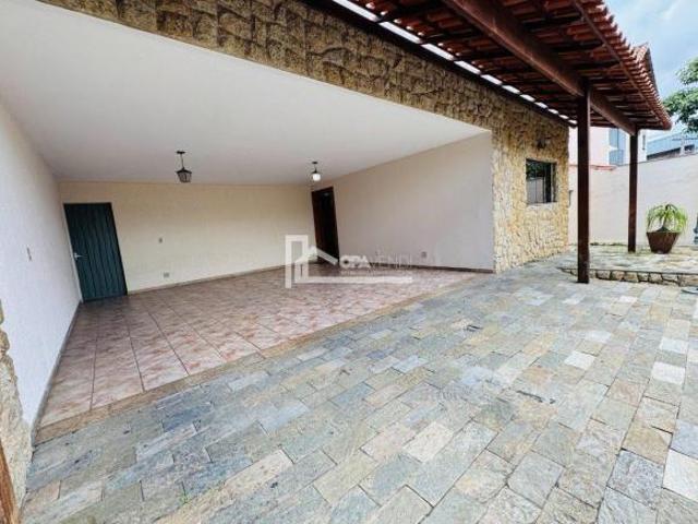 Casa à venda no Planalto