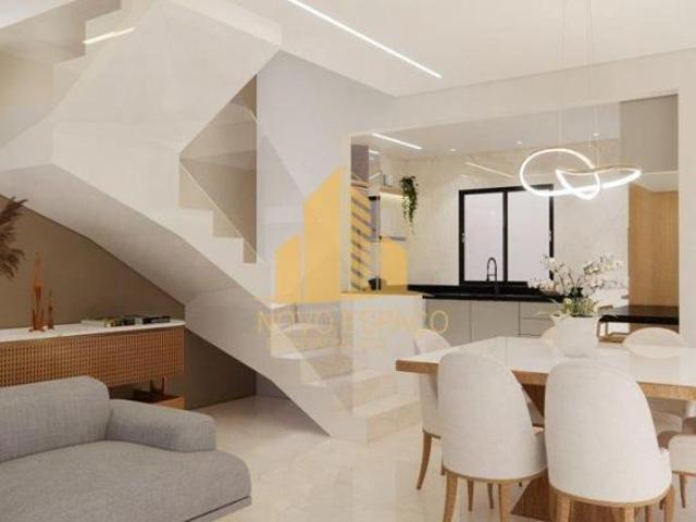Casa à venda no Planalto 3 quartos e suite