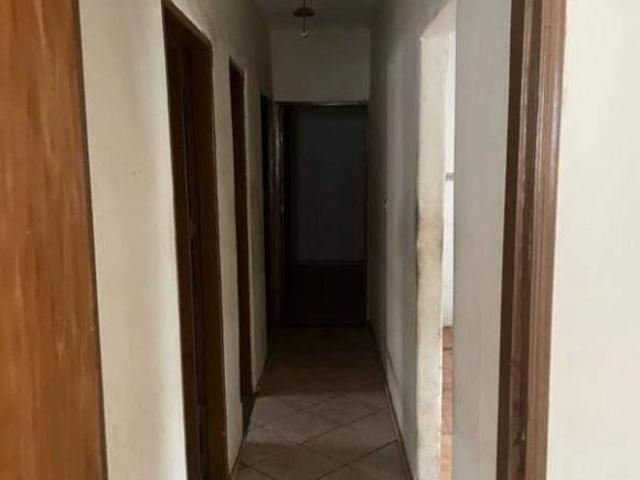 Casa à venda no Planalto do Sol, em Santa Bárbara d&apos Oeste com 3 quartos, sendo 1 banheiro social e 2