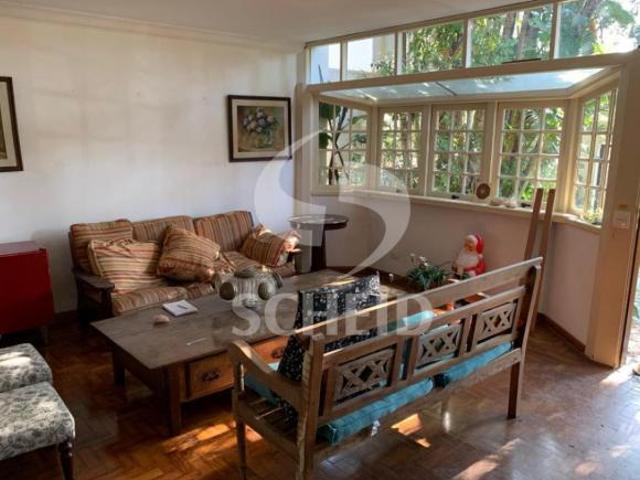 Casa a Venda no Planalto Paulista, 312m², 4 Quartos, 2 Vagas
