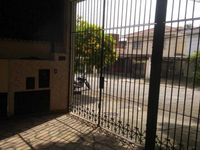 Casa à venda no Planalto Paulista