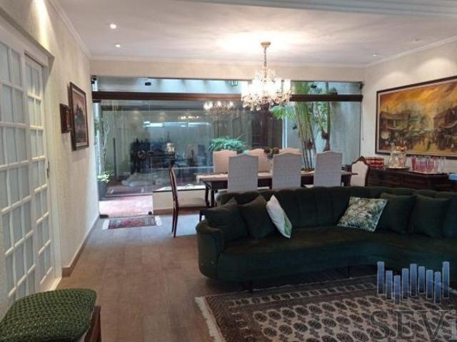 Casa à venda no Planalto Paulista