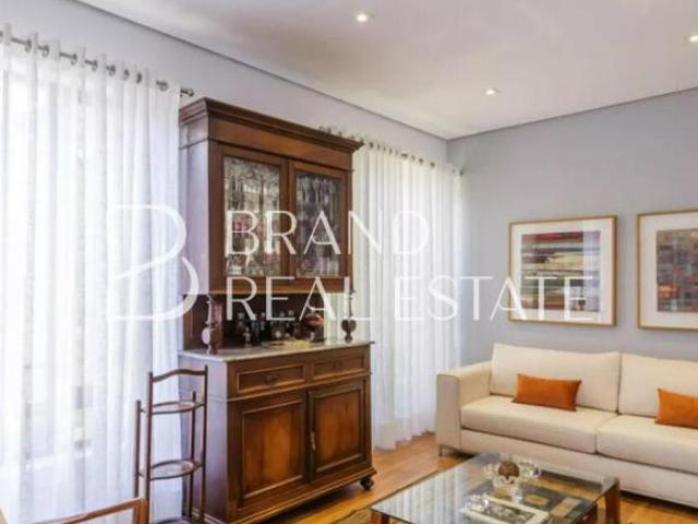 Casa à venda no Planalto Paulista, com 390,00 m² com 3 suítes e 3 vagas