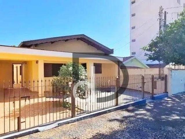 Casa a venda no próximo ao centro de Valinhos/SP R$ 698.000.00