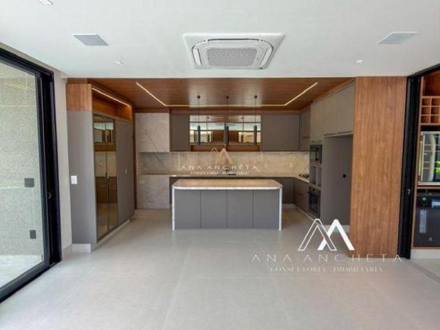 Casa à venda no Quinta do Golfe Jardins, com 3 suítes