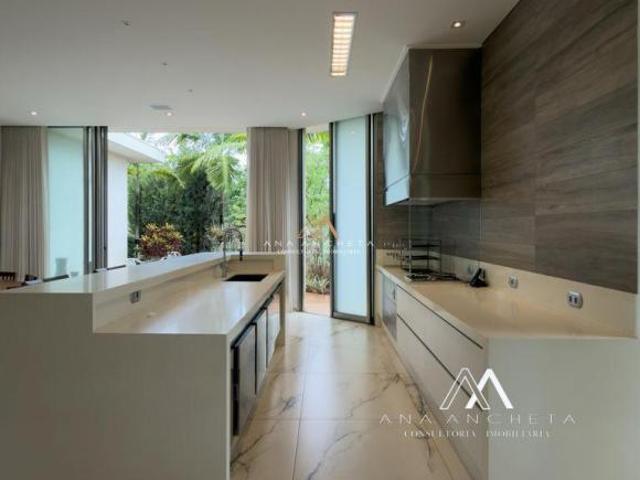 Casa à venda no Quinta do Golfe Residencial, com 3 suítes