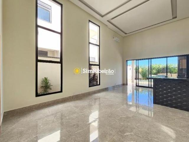 Casa a venda no Quinta dos Ventos. Bairro Vila do Golf