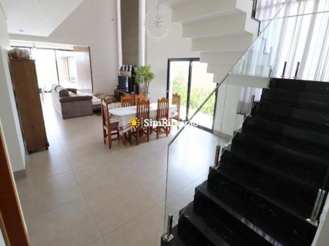 Casa a venda no Quinta dos Ventos. Bairro Vila do Golf