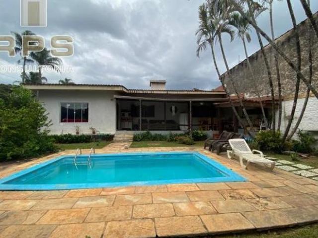 Casa a venda no Retiro das Fontes, Total de dormitórios: 03 sendo 01 suíte, Piscina, área gourmet