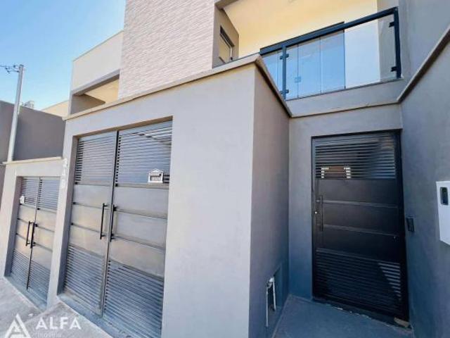 Casa à venda no Real Parque | 3 quartos, suíte e 2 vagas de garagem
