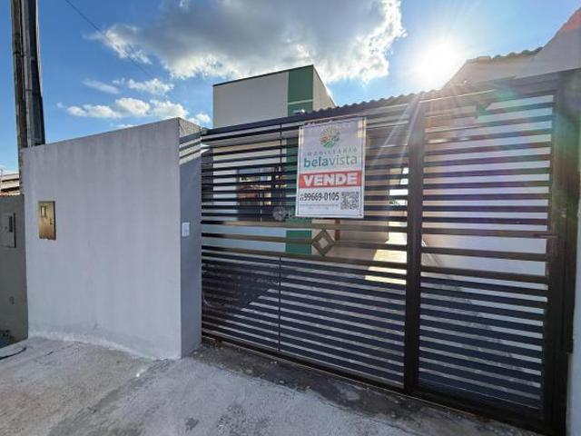 CASA À VENDA NO RESID. INTERLAGOS EM APUCARANA