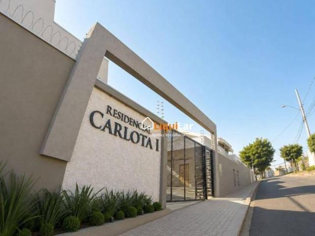 Casa à Venda no Residencial Carlota I com 3 Quartos, Suíte, Área Gourmet e Condomínio Exclusivo