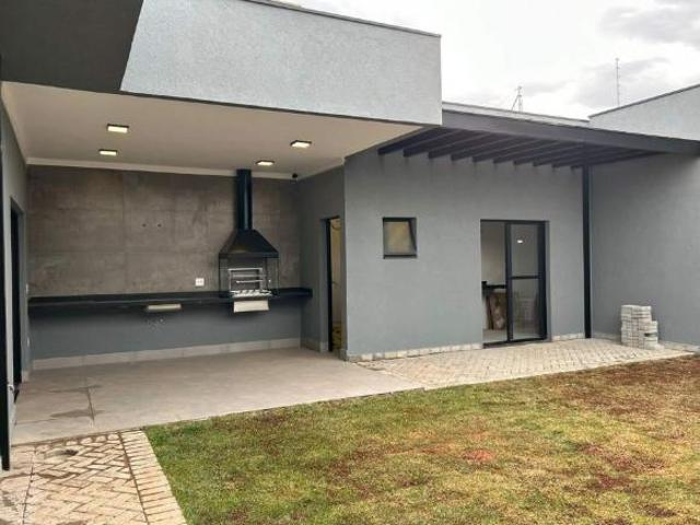 Casa à venda no Residencial Central Parque em Bragança Paulista SP