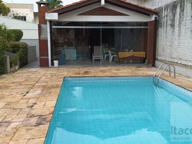 Casa à venda no Residencial Alphaville 02