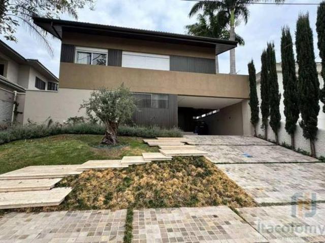 Casa à venda no Residencial Alphaville 1