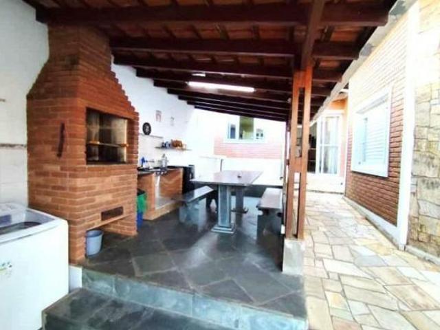 Casa à venda no Residencial Aquário em Vinhedo, São Paulo!