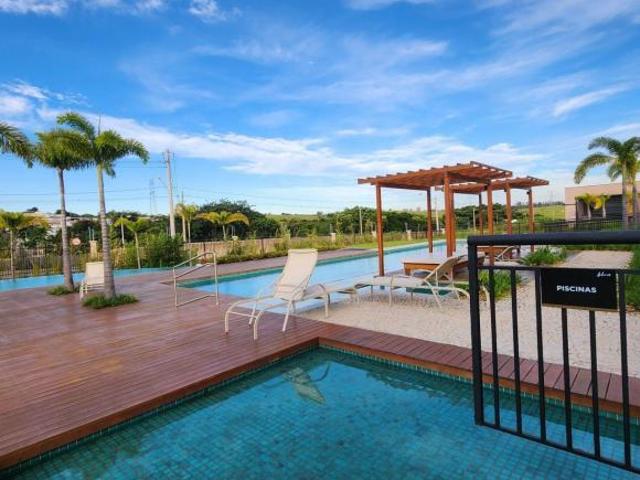 Casa à Venda no Residencial Arborais, em Campinas