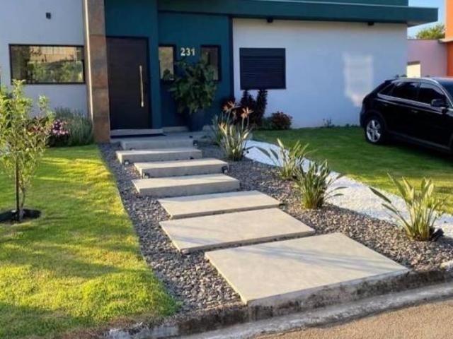Casa à venda no Residencial dos Lagos