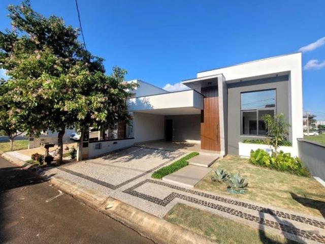 Casa a venda no Residencial Jardim do Jatobá em Hortolândia/SP