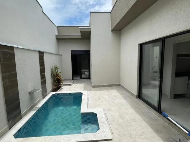 Casa a venda no Residencial Jardim dos Lírios em Paulinia