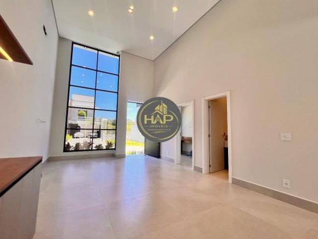 Casa à Venda no Residencial Mont&apos Alcino, com 3 suítes! Oportunidade em Valinhos