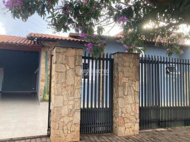 Casa à Venda no Residencial Monte Castelo em Cambé com 3 Quartos e Suíte