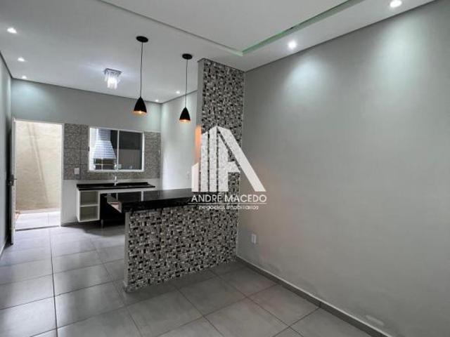 Casa à venda no Residencial Madrid em Mogi Guaçu/SP
