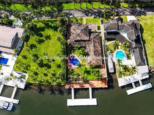 Casa à Venda no Residencial Marina Guarujá no Canal de Bertioga