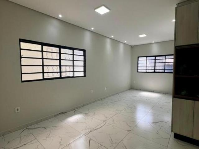 Casa à venda no Residencial Meirelles