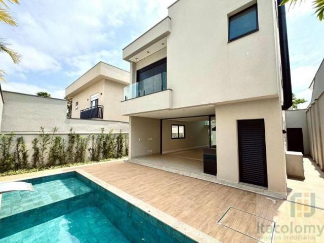 Casa à venda no Residencial New Ville, Alphaville