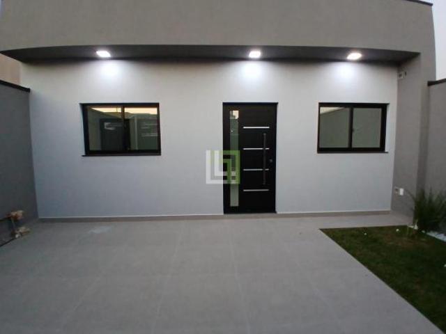 Casa à venda no Residencial Santa Giovana