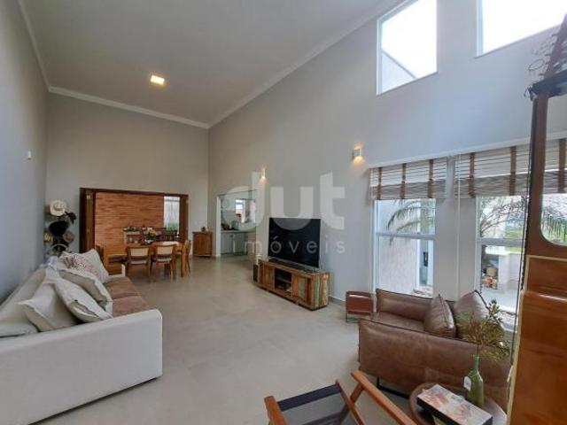 Casa a venda no Residencial Porto Seguro Village em Valinhos/SP