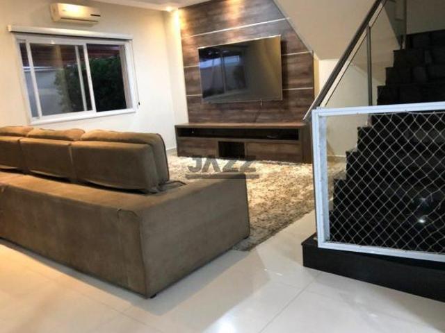 Casa à venda no Residencial Parque da Fazenda com 4 dormitorios e 2 suites