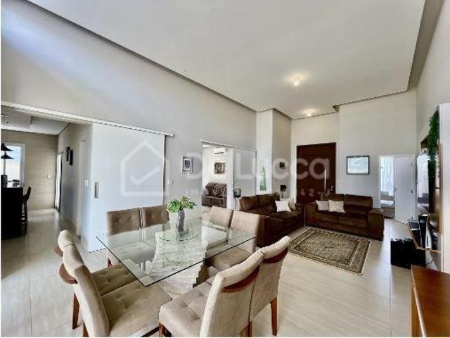 Casa à venda no Residencial Parque dos Alecrins em Campinas 3 quartos 2 suítes