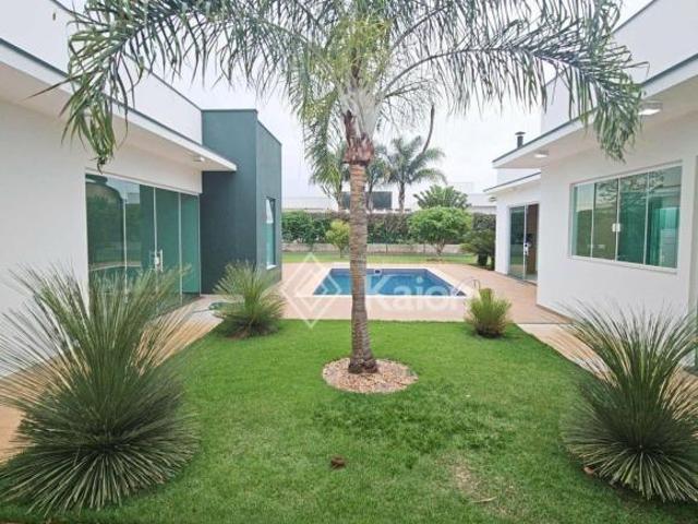Casa à venda no Residencial Primavera em Salto/SP