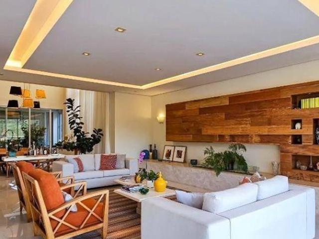 Casa à venda no Residencial Tamboré 10