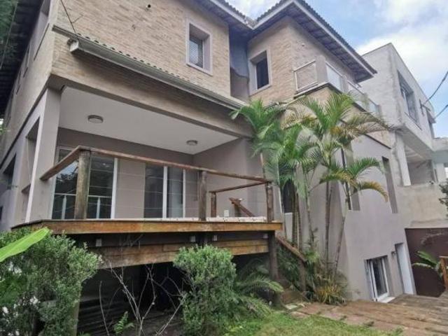 Casa à venda no Residencial Tamboré 10