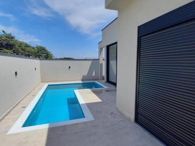 Casa à venda no Residencial Terras do Vale