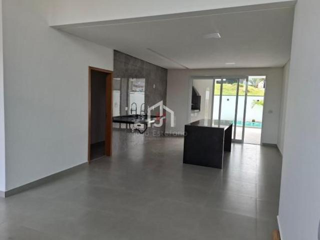 Casa à venda no Residencial Terras do Vale