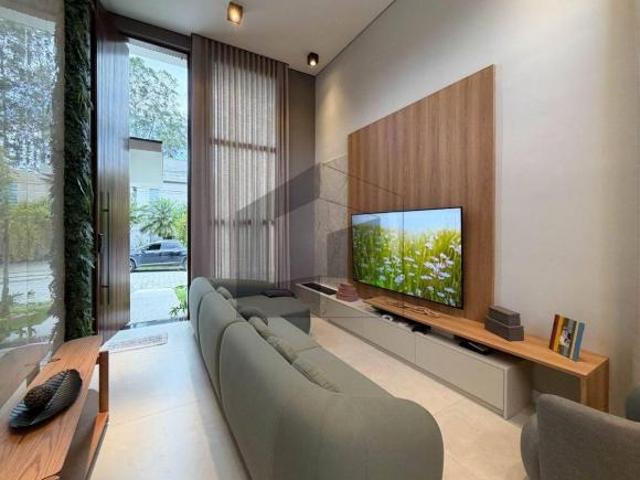 Casa à Venda no Residencial Veredas Mogi das Cruzes/ Sp | Porteira Fechada| 3 Suítes | Piscina com