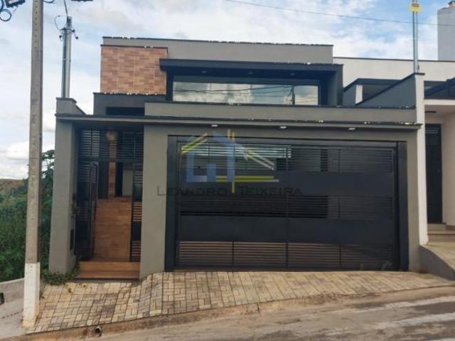 Casa à Venda no Residencial Villa Verde em Bragança Paulista ? 3 Quartos com Suí
