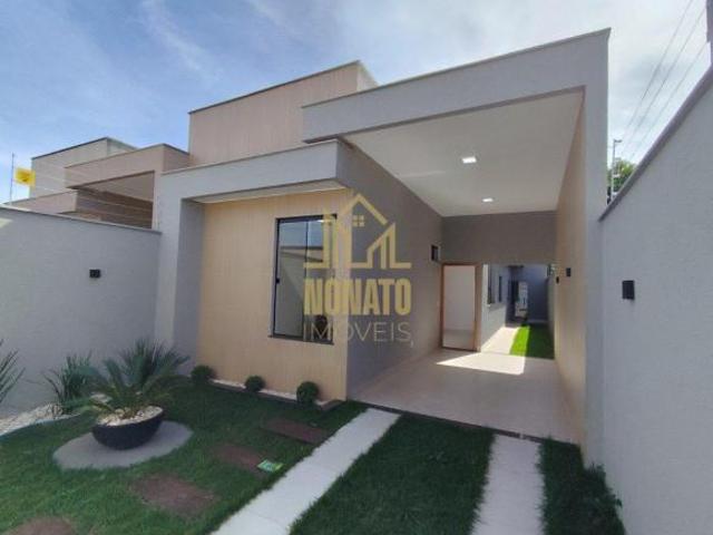 Casa à venda no Residencial Village Garavelo