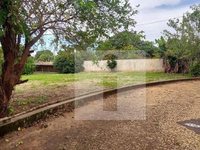 Casa a venda no Residencial Xangrilá em Campinas