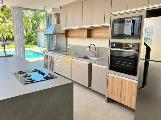 Casa à venda no Riviera de São Lourenço em Bertioga/SP