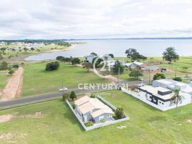 Casa à venda no Riviera de Santa Cristina XIII em Paranapanema/SP