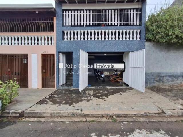 Casa a Venda no Wanel com 2 dormitórios e garagem coberta