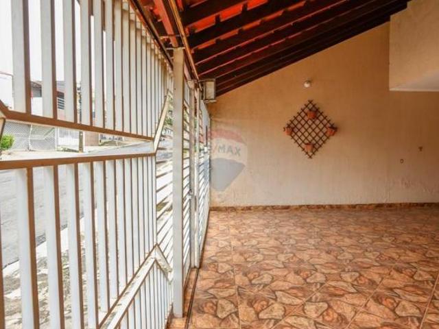 Casa à Venda no Wanel Ville 3 – Sorocaba/SP Com 3 quartos sendo 1 suíte