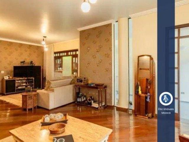 CASA A VENDA NO TATAPÉ 310m 4 VAGAS